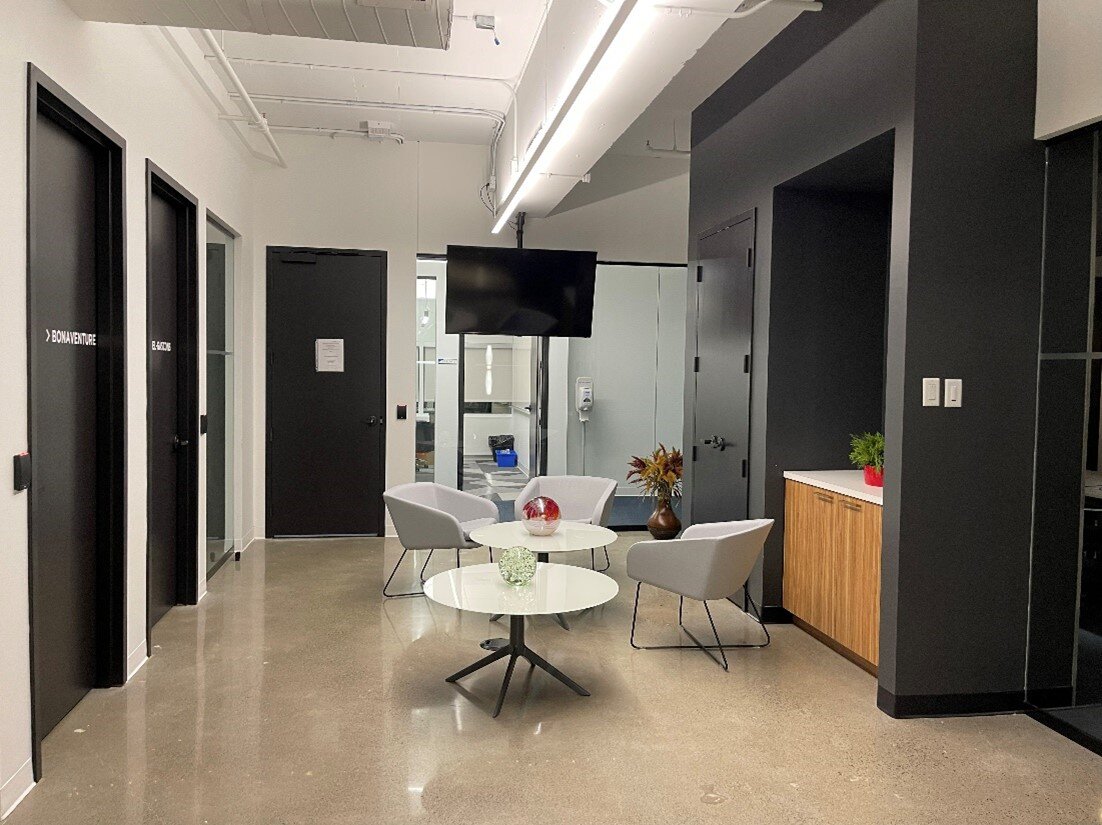 Nakisa Welcomes Employees to its New HQ in Downtown Montreal! - Nakisa